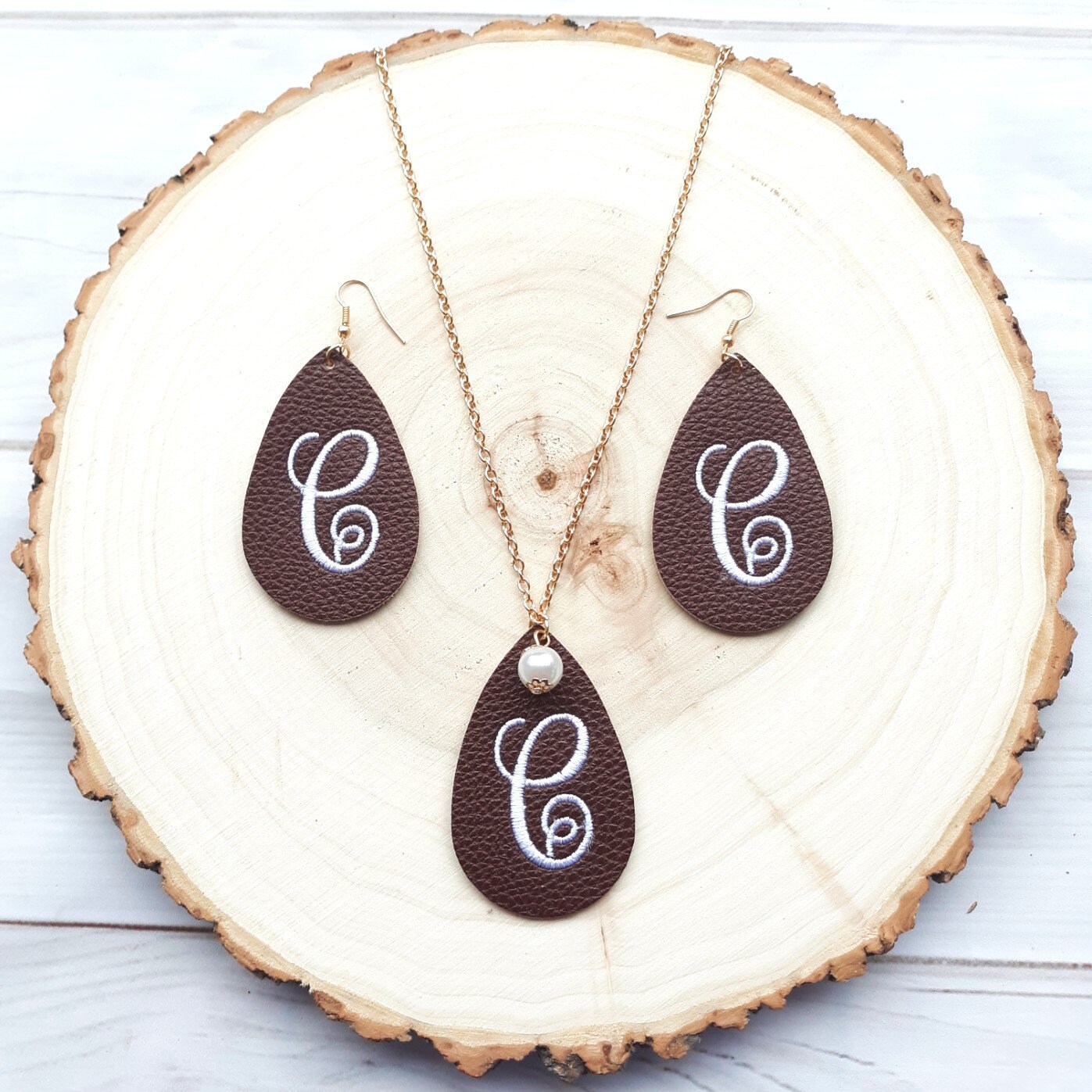 How To Monogram Faux Leather Earrings | Paul Smith