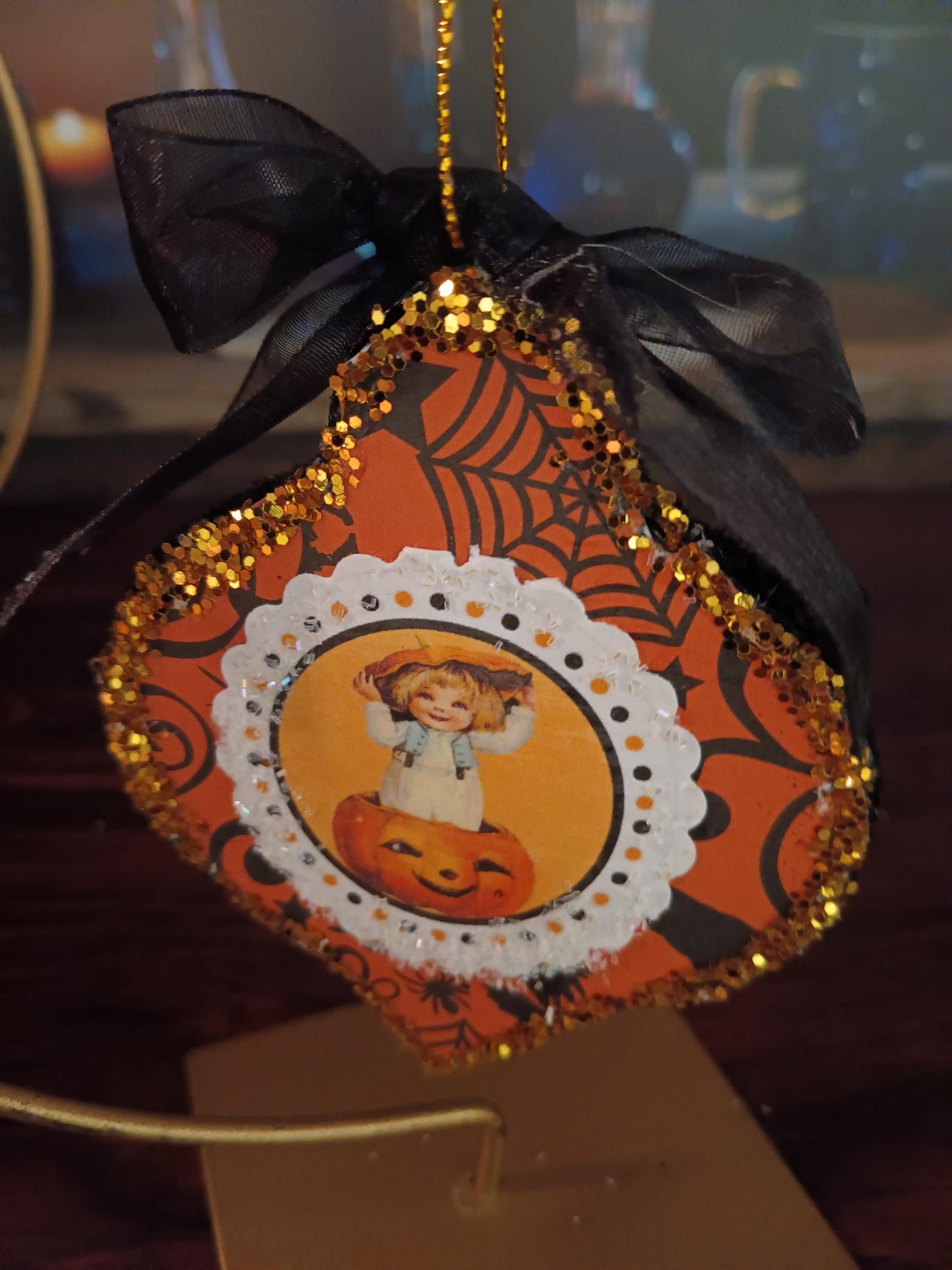 Set of 2 Halloween Flat Finial Paper Mache Ornament With Vintage Images ...