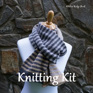 Striped Scarf Knitting Kit / DIY Scarf Kit / Printed Pattern / - Etsy