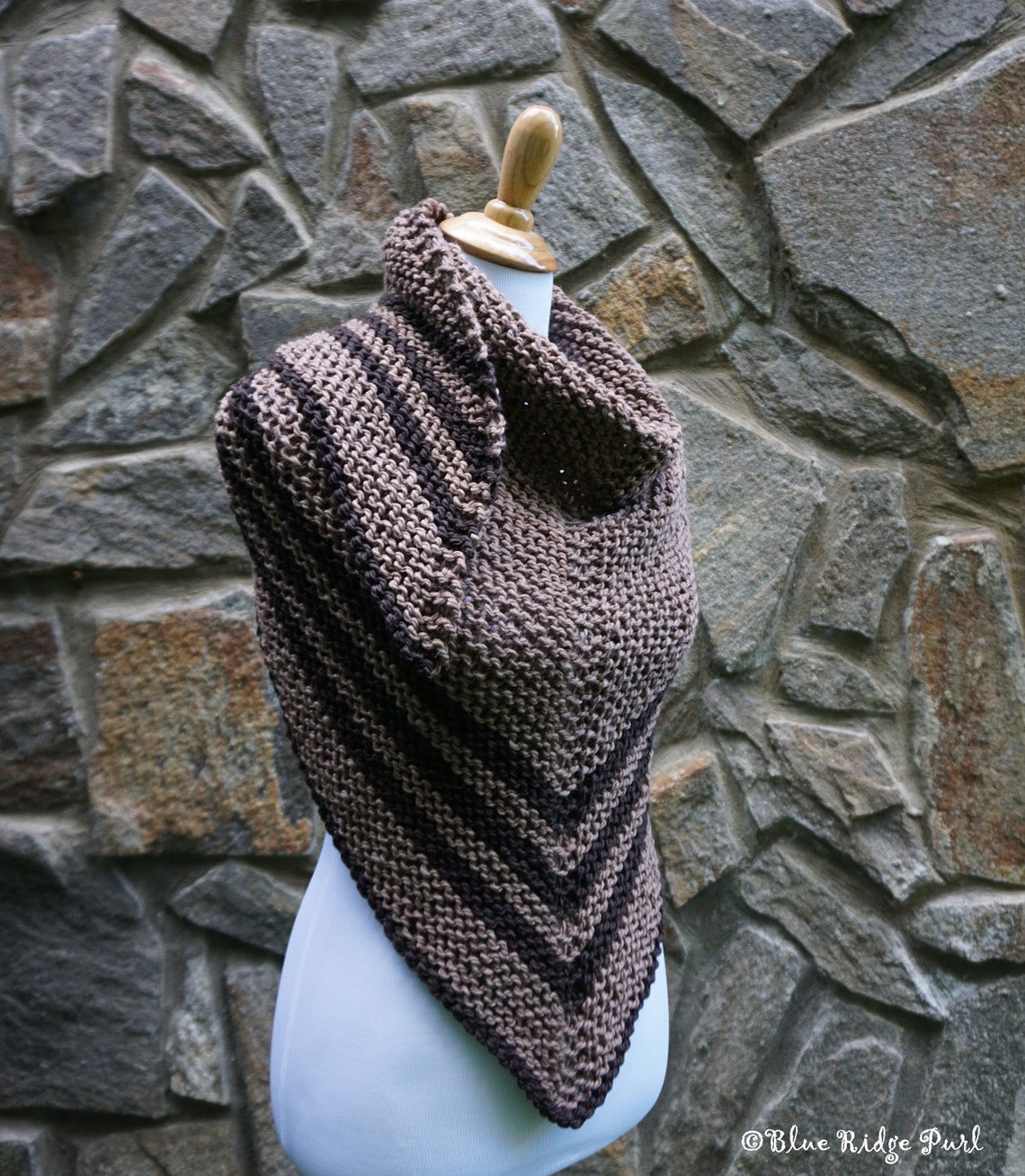 Outlander Shawl Pattern / Fraser's Ridge Shawl Pattern / | Etsy