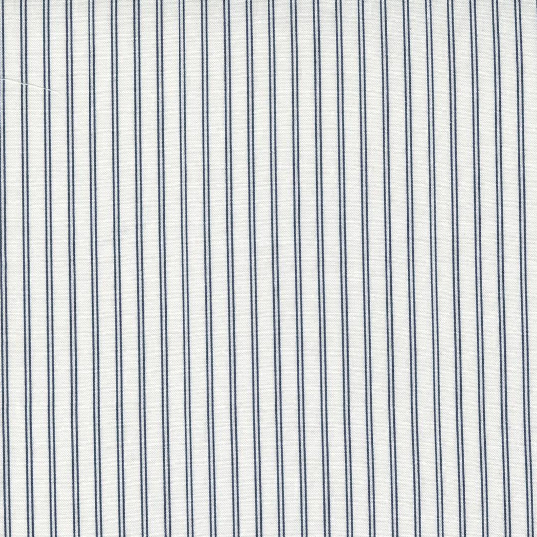 Nantucket Summer Quilt Fabric Cream Navy 55267 11 by Camille Roskelley ...