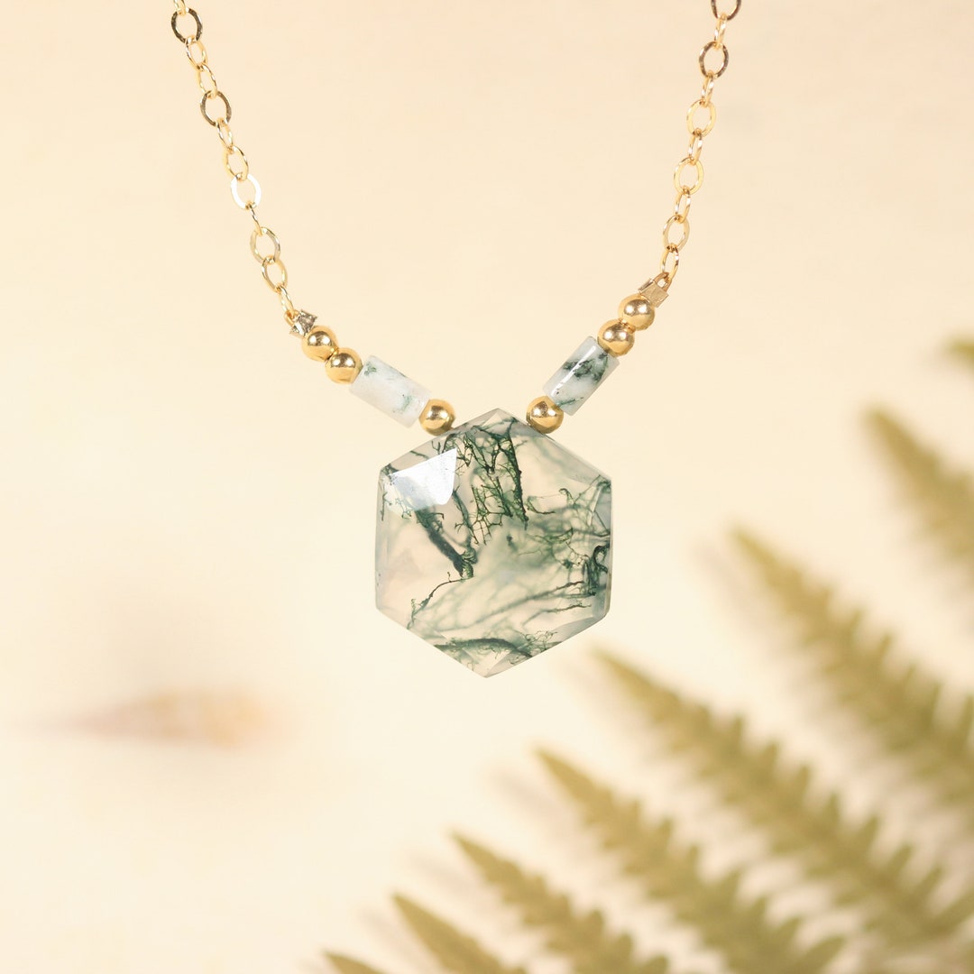 Collier hexagone Modèle Iria - minimaliste, pierre semi précieuse agate ...