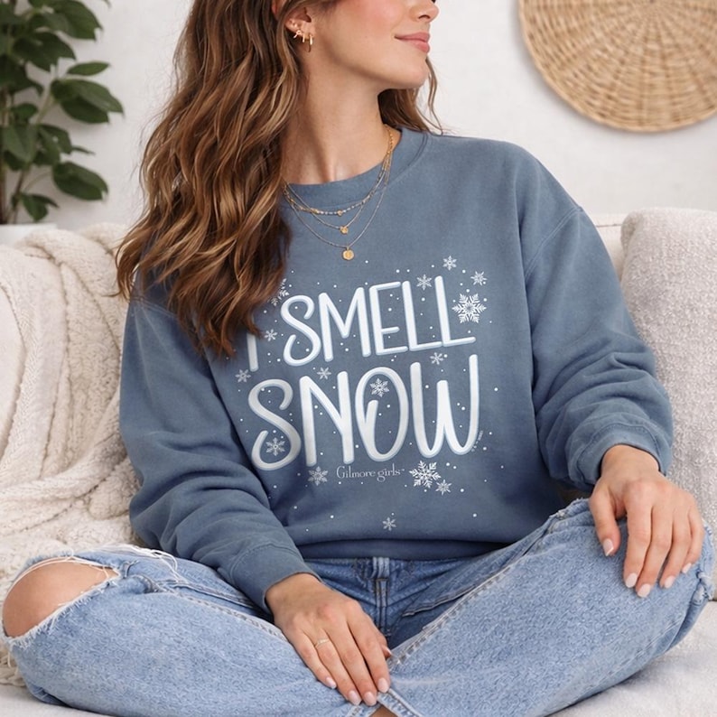 Gilmore Girls I Smell Snow Vintage Officially Licensed Adult Oversized ...