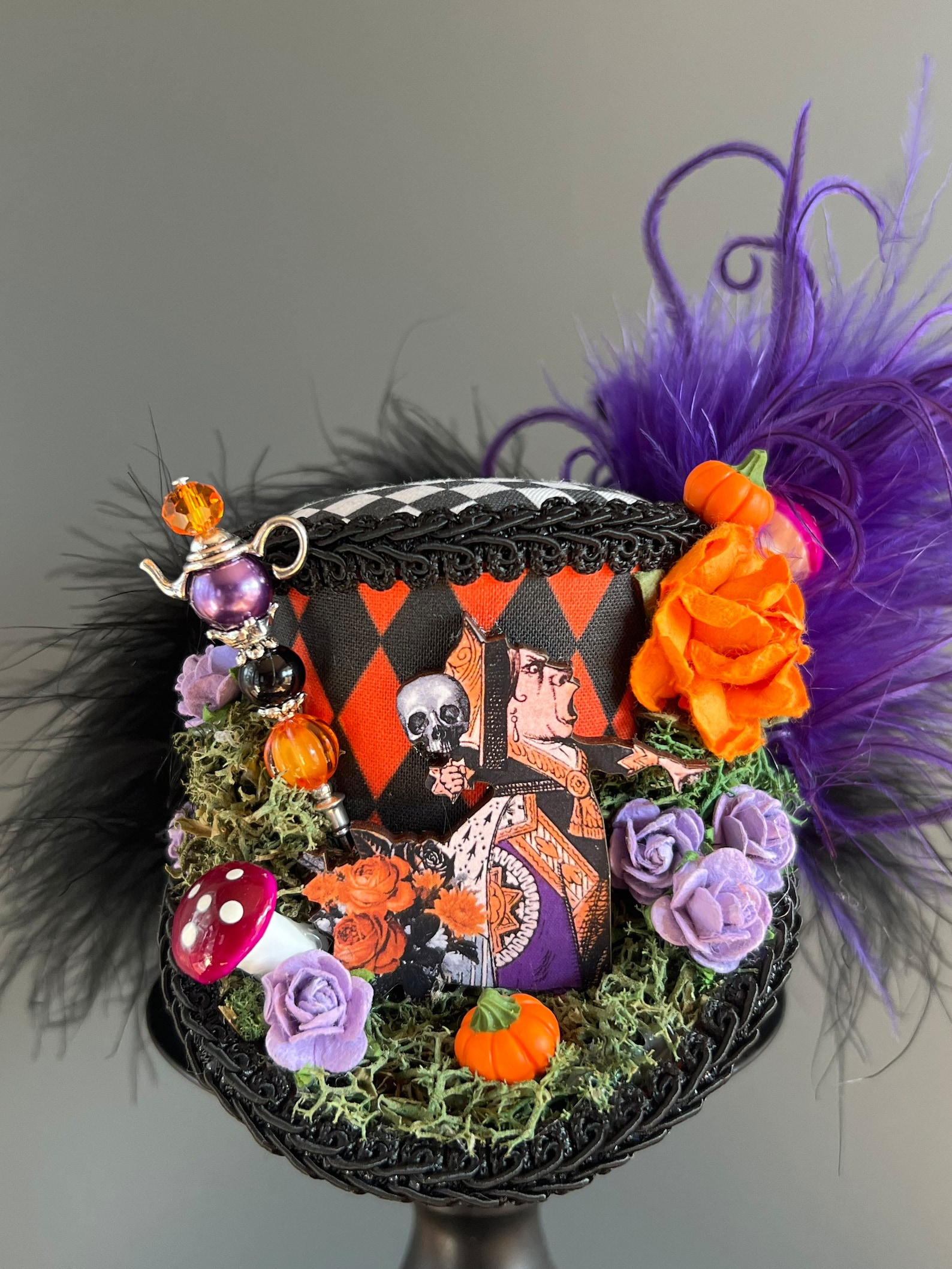 Micro Mini Top Hat Halloween Mini Hat Queen of Hearts - Etsy