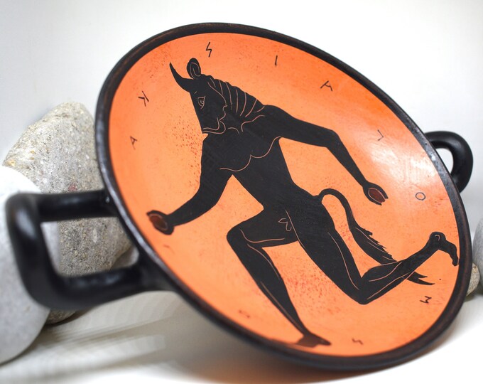 Ancient Greek Vase Ceramic Pottery Kylix Adorned With the Minotaur ...