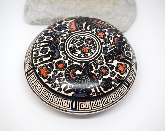 Greek Ceramic Vase Pyxis box of the Corinthian Style Handmade in Greece ...