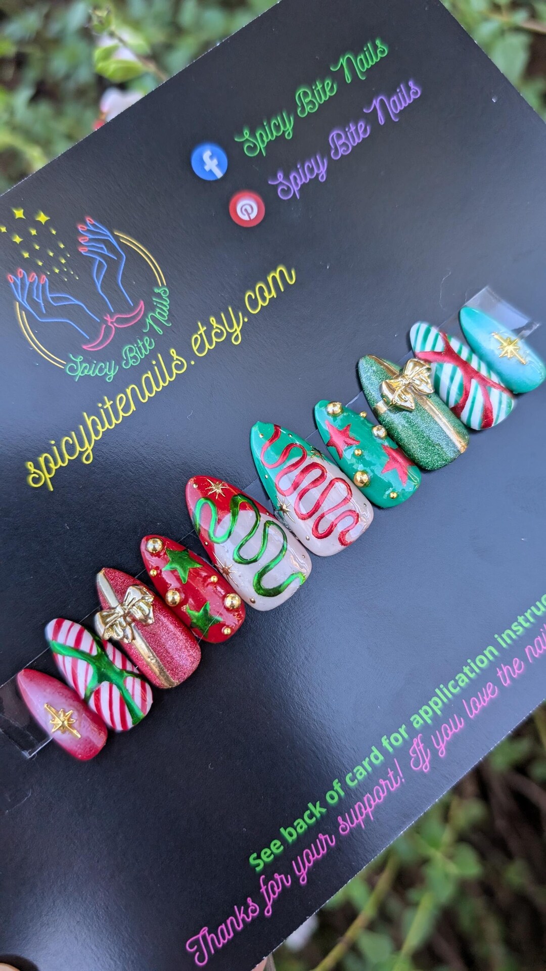 Sleigh, Kween! - Y2k Red and Green Christmas Nails False Press-on Nail ...