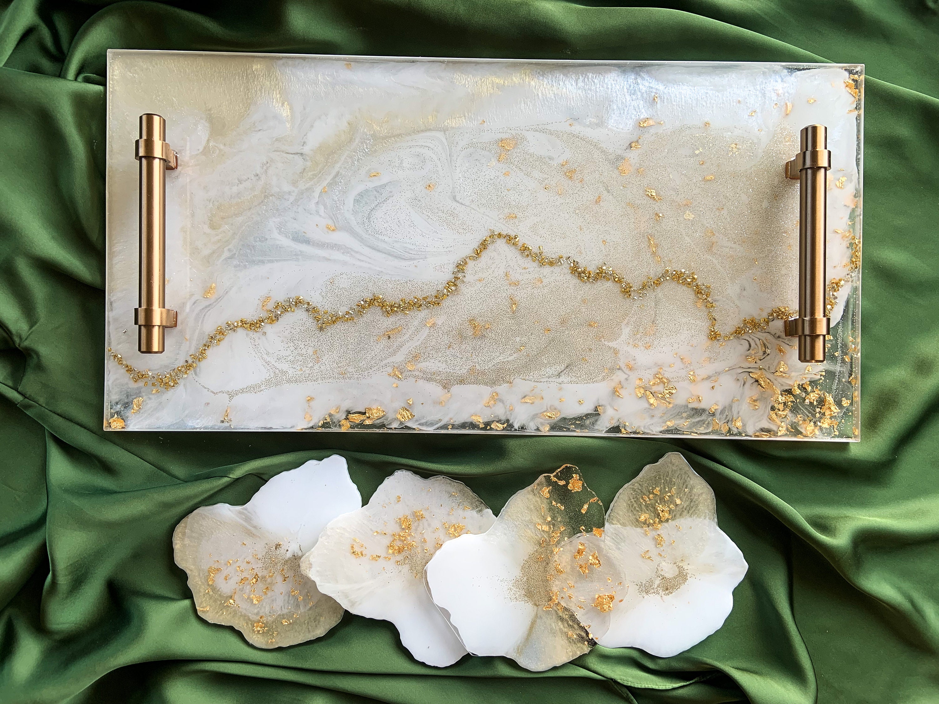 White and gold tray store