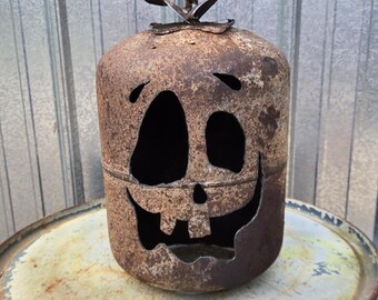Citgo the Halloween Pumpkin, Jack O Lanterns, Farmhouse, Metal Lawn ...