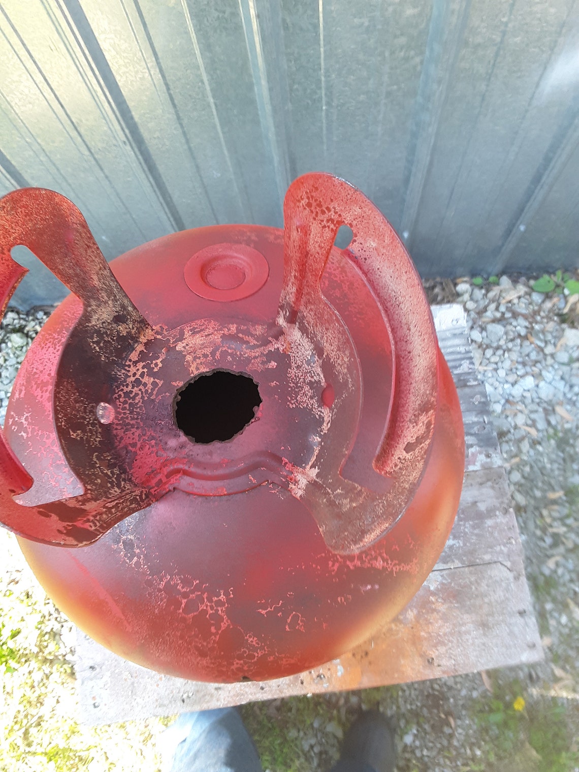 Love Tank yard art. Gas Can Propane Tank Freon tank. | Etsy