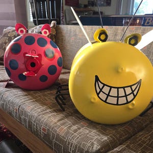 Buzzzzz the Bumble Bee Tank, This Unique Gift, Vintage Art, Farmhouse ...