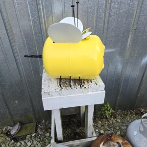 Buzzzzz the Bumble Bee Tank, This Unique Gift, Vintage Art, Farmhouse ...