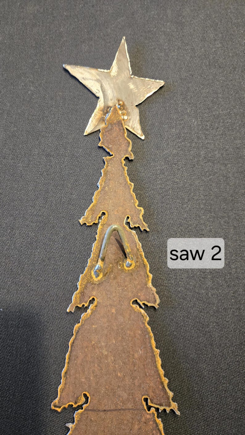 Rusty Saw Blade Tree Art: Repurposed Hand Saw Decor. Recycled Scrap ...
