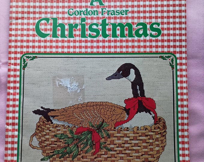 A Gordon Fraser Christmas Cross Stitch Pattern Book. Designs by Gloria ...