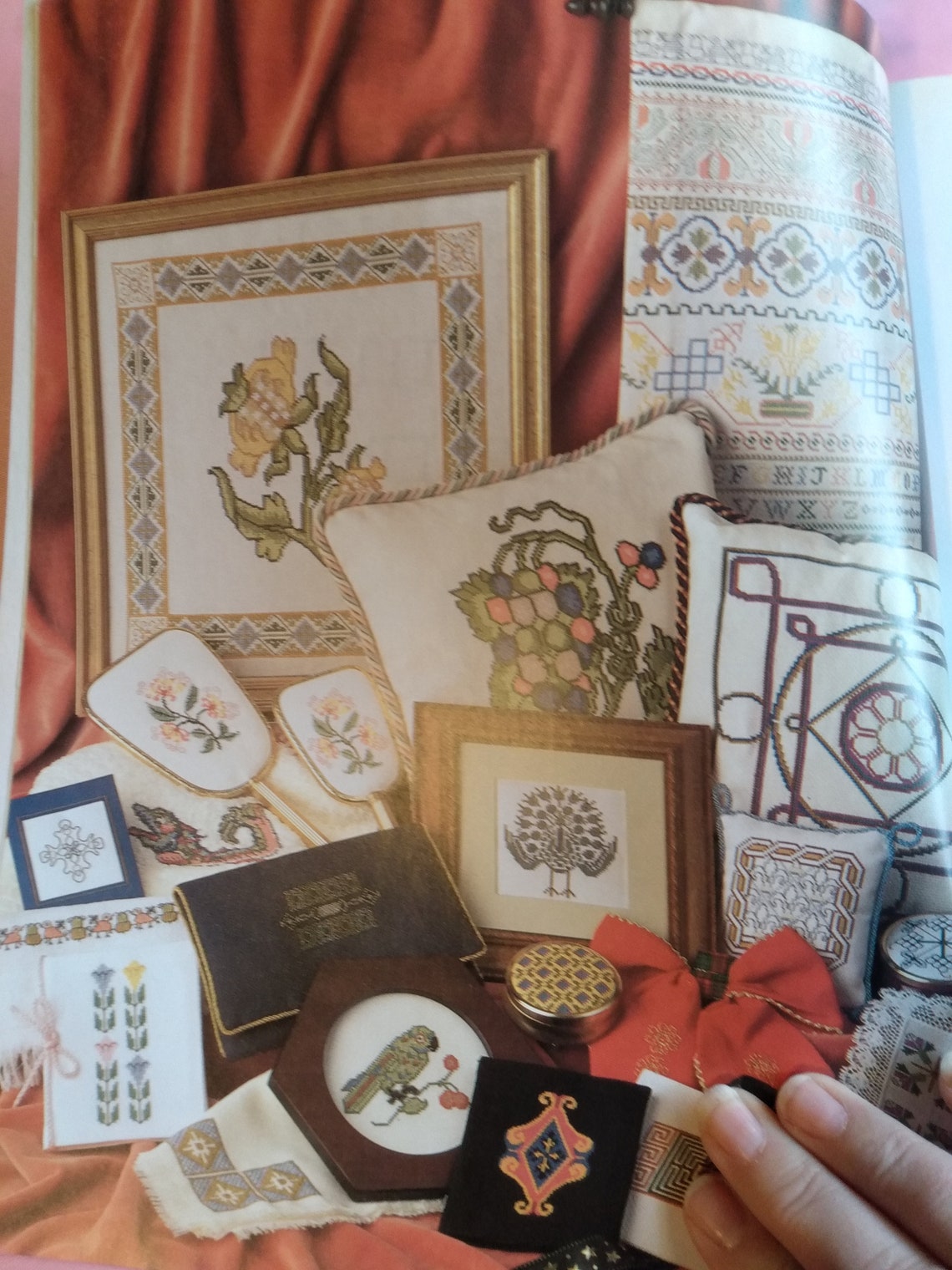Renaissance Cross Stitch Samplers Book. Angela Wainwright. 1995. Tudor ...