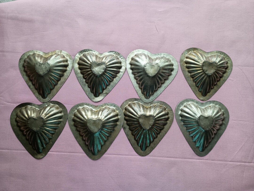8 Vintage Aluminum Heart Shaped Molds / Baking Pans. Patina. Swedish ...