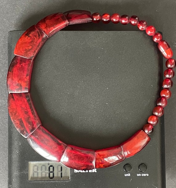 Vintage cherry red Bakelite Art Deco 1930s collar nec… - Gem