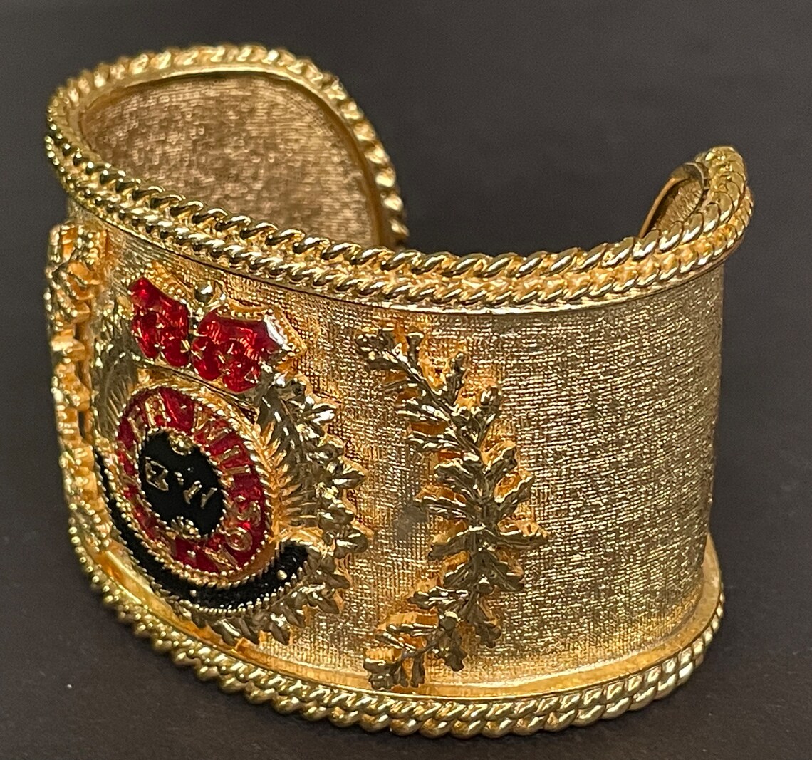 Huge Vintage Butler and Wilson (B&W) Signed Iconic Gold Tone and Red ...