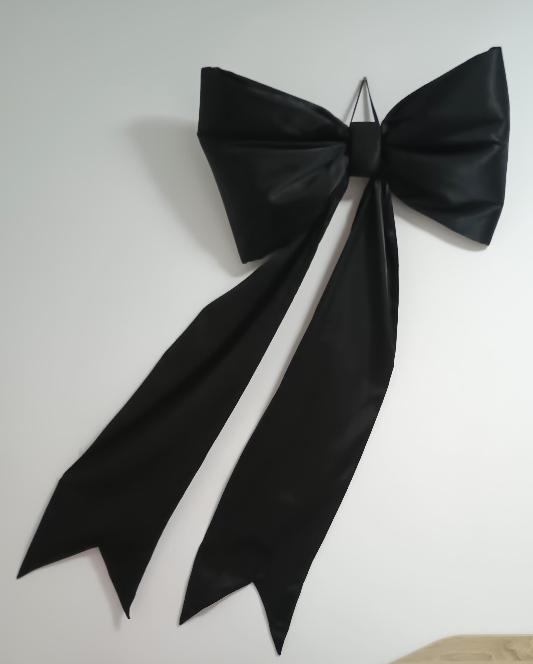 Black Satin Giant Bow: Party Wall Decor Gothic Interior Gothic ...