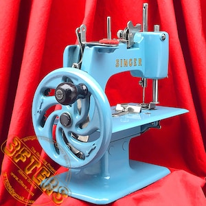 SINGER SEWHANDY 20 Blue Child Toy Sewing Machine Blackside 20-10 ...
