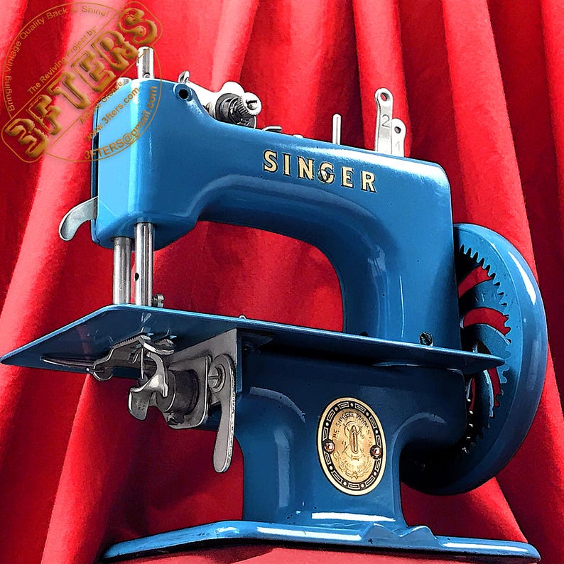 SINGER SEWHANDY 20 Blue Child Toy Sewing Machine 20-10 Restored ...