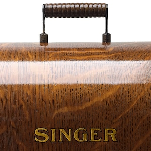SINGER Sewing Machine Tiger Wood Bentwood Carrying Case for 15 15-91 ...
