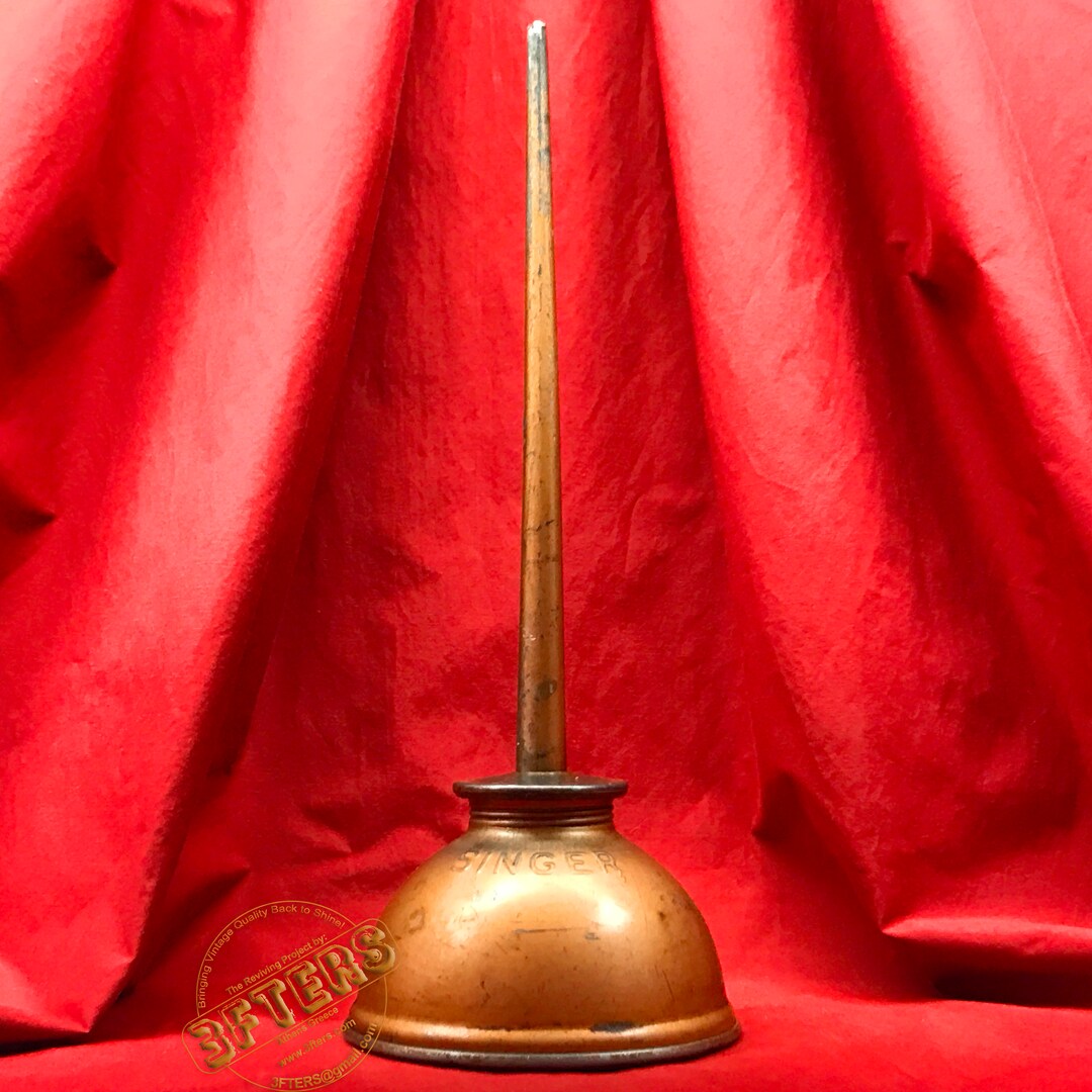 Vintage SINGER Sewing Machine Oiler Tin Oil Can Container Large Bronze ...