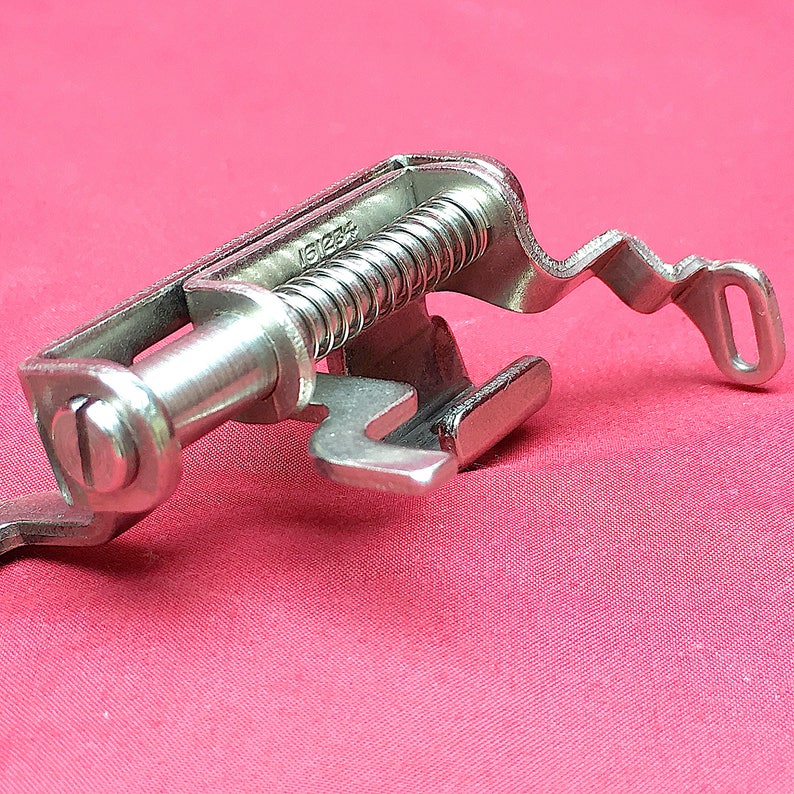 SINGER SIMANCO 161236 Spring Darning / Embroidery Foot | Etsy