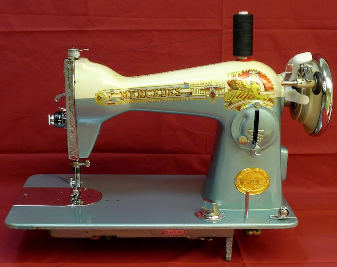 MERCEDES HA-1 Sewing Machine Vintage a SINGER Class 15 Oscillating Hook ...