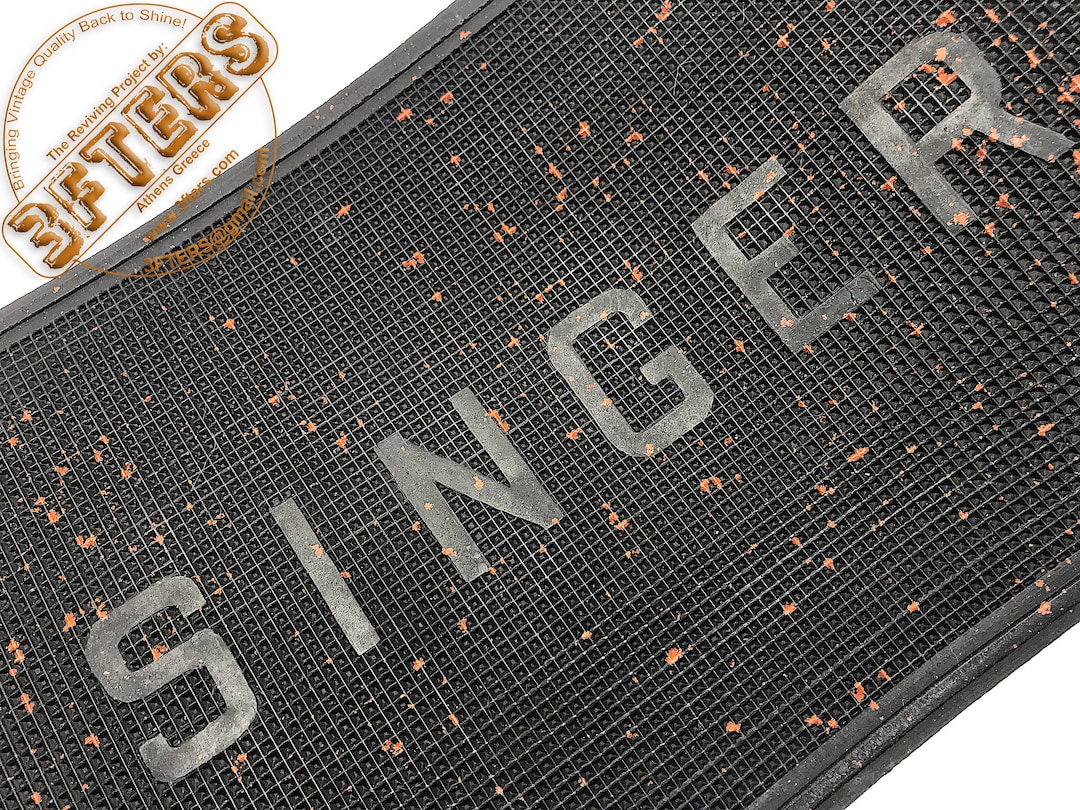Vintage SINGER Sewing Machine Rubber Mats for 99 128 15 66 201 201-2 ...