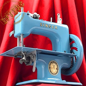 SINGER SEWHANDY 20 Blue Child Toy Sewing Machine Blackside 20-10 ...