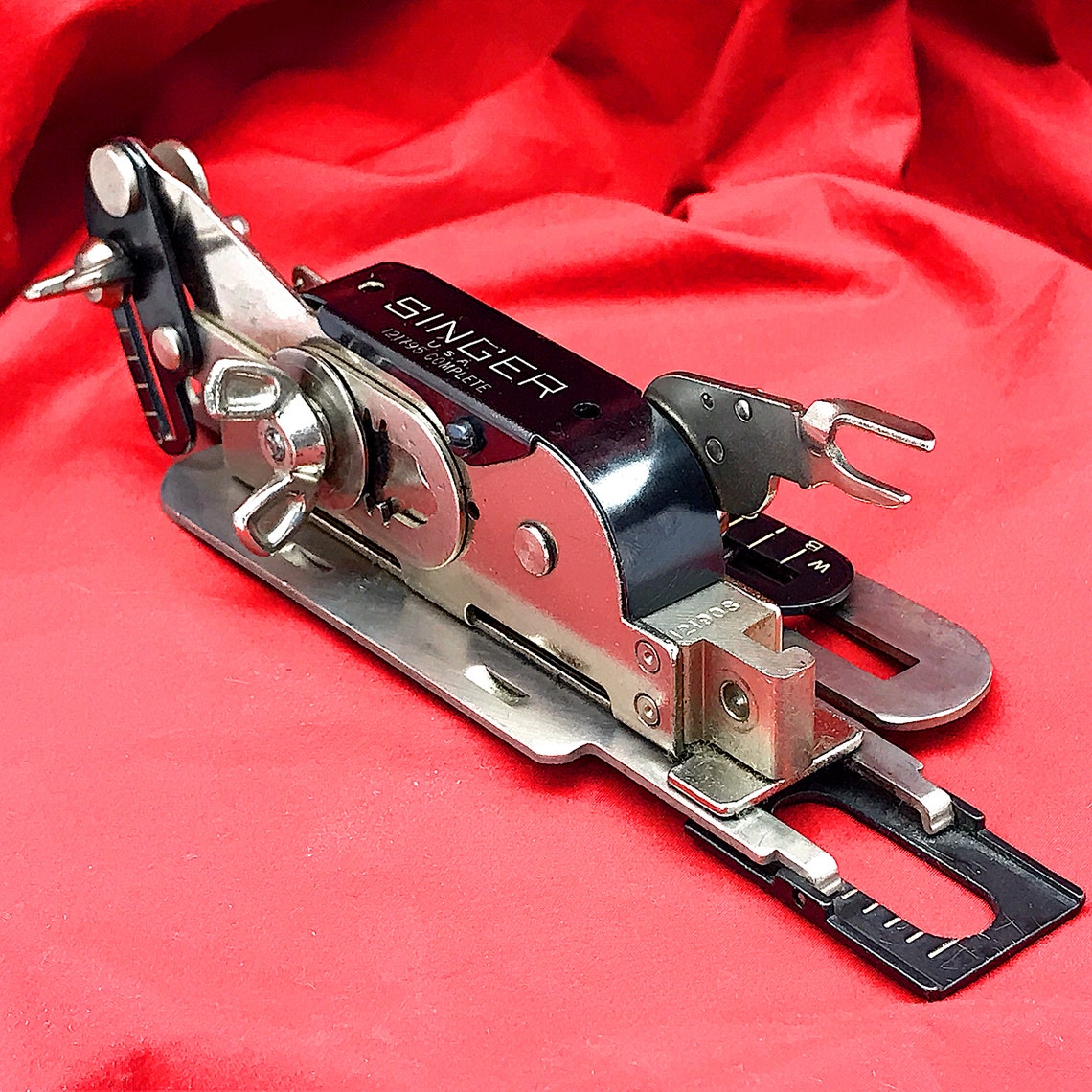 SINGER SIMANCO 121795 Buttonholer Attachment Low Shank 201 ...