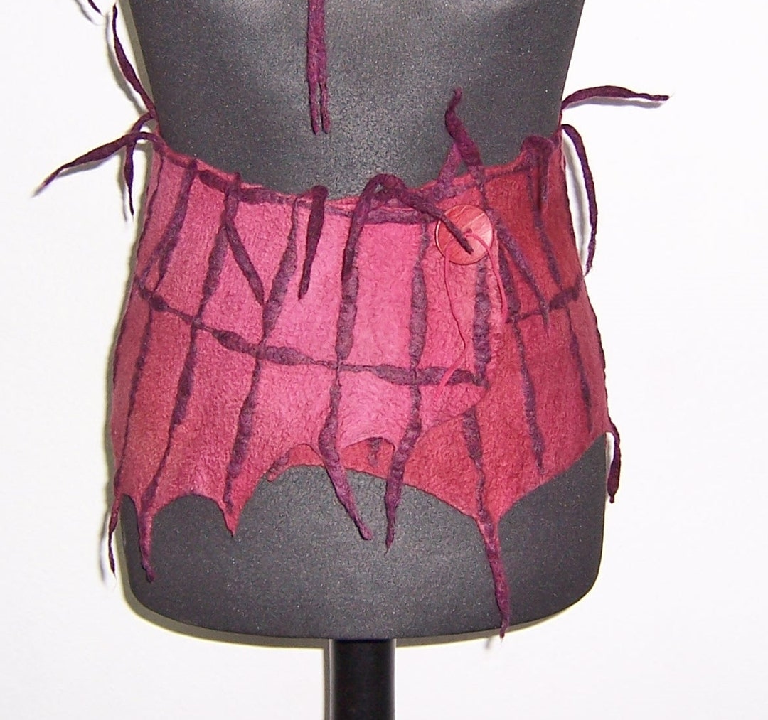 Cacher Made of Felt, Kidney Warmer the Net - Etsy