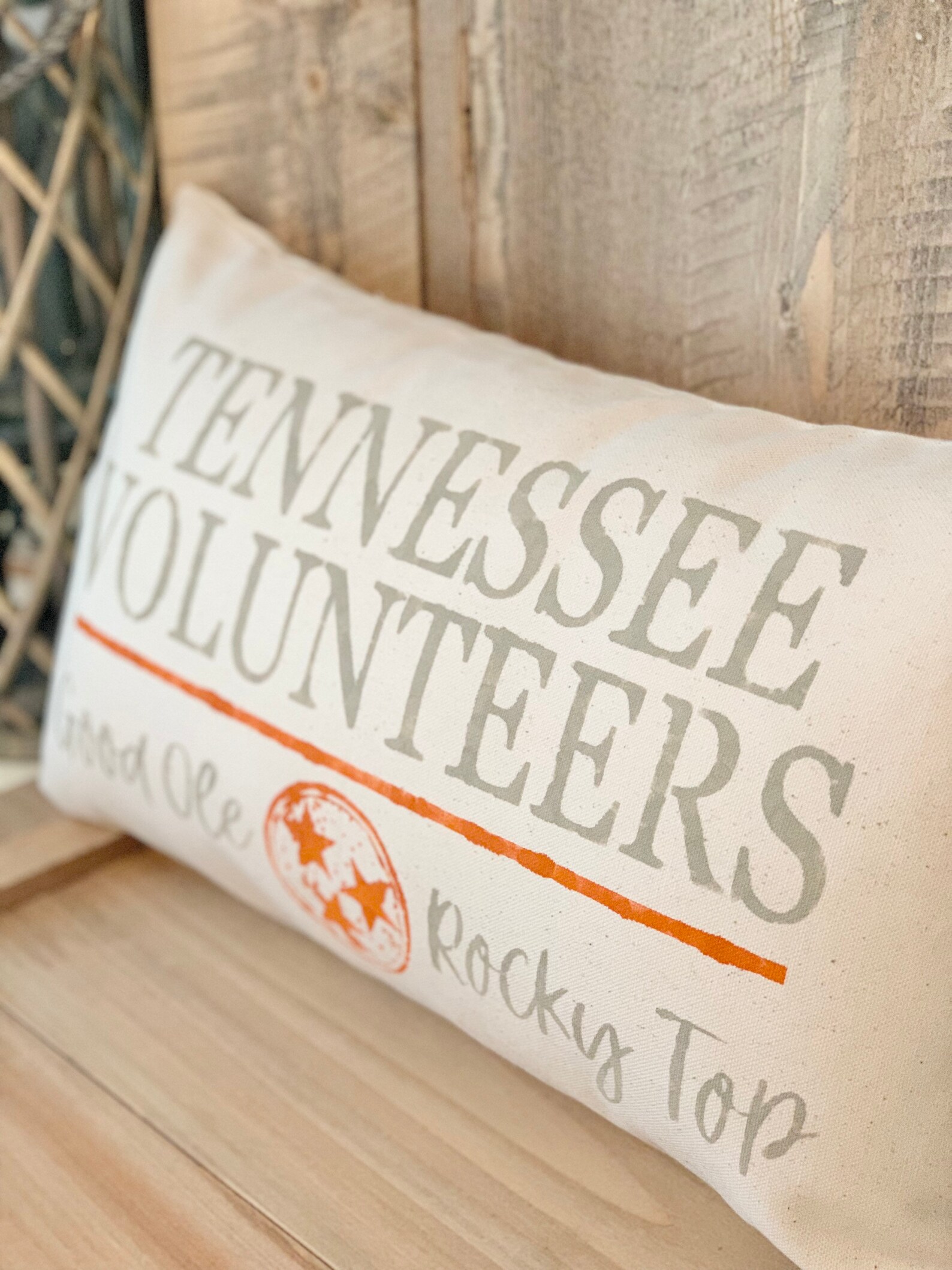 Farmhouse Pillows - Tennessee Volunteers Good Ole Rocky Top Throw ...