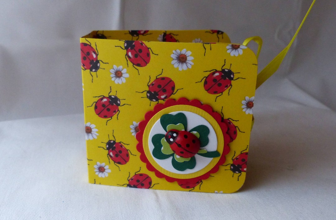 Ladybug Gummy Bear Booklet - Etsy