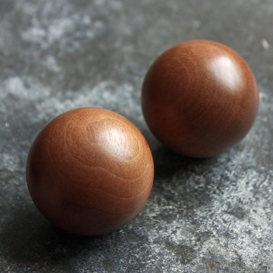 Walnut Relaxation Balls, Solid Wood Fidget Spheres, Palm Set - Etsy