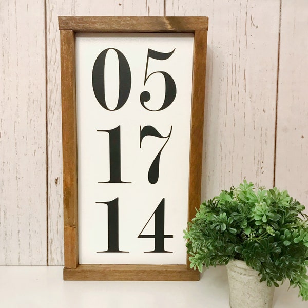 Vertical Wedding Date Sign - Etsy