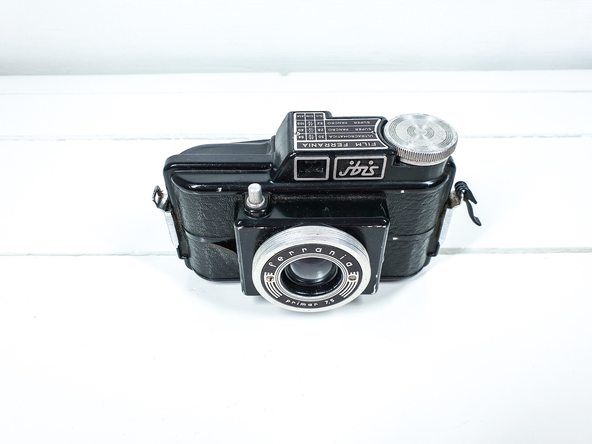 Vintage old photo camera Ibis Ferrania primar 7.5 • old Italian camera ...