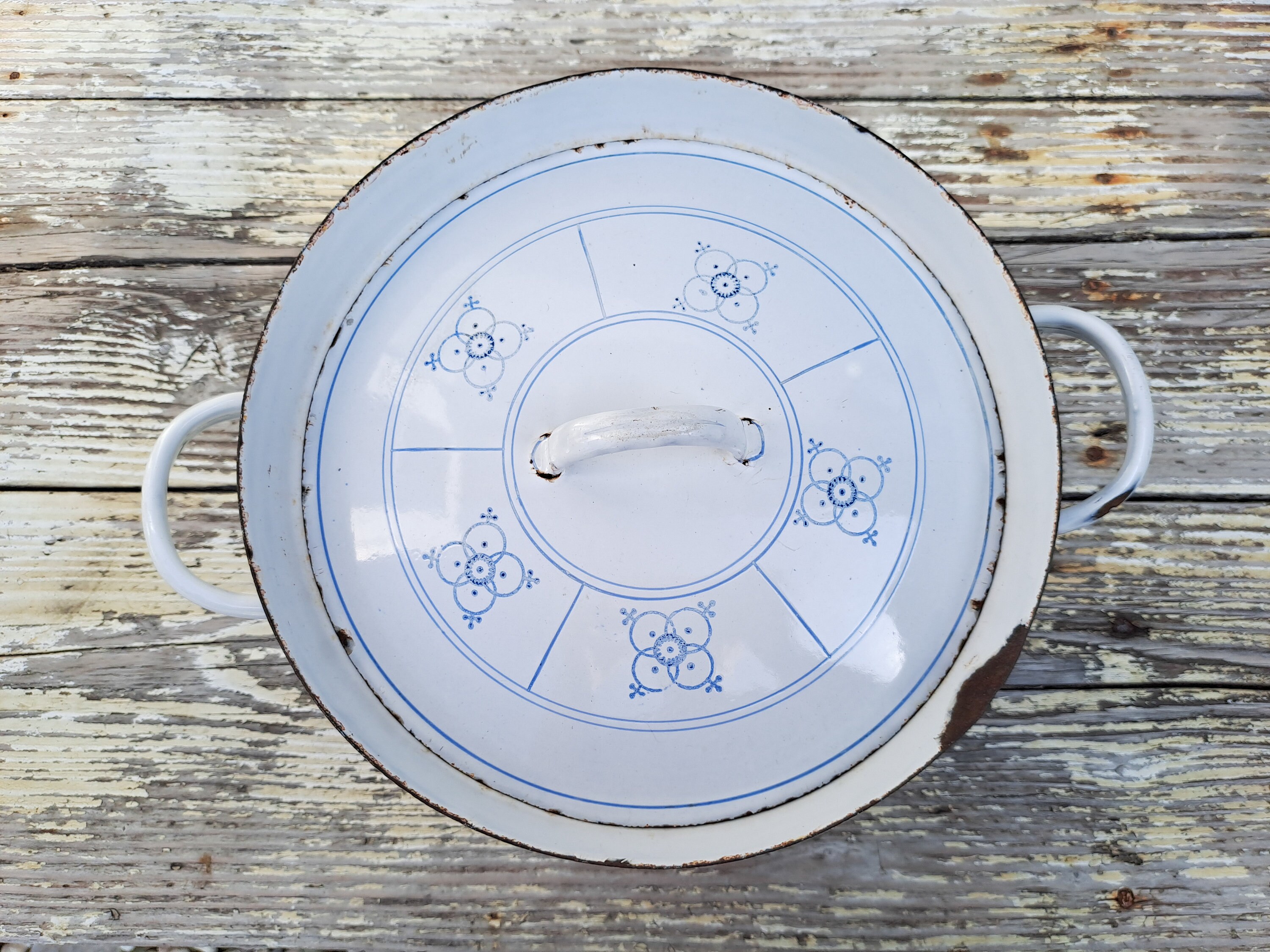 Rare Saxon Blue enamel pan with metal handles • Saxon blue enamel pan ...