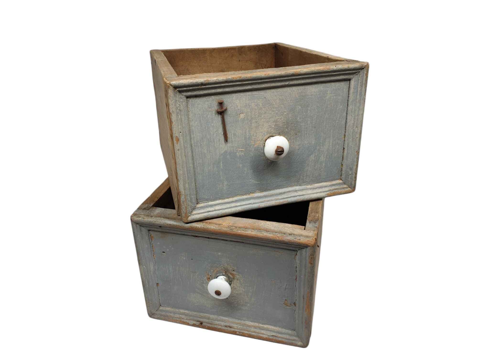 Vintage set distressed wooden drawers porcelain knob • old wooden ...