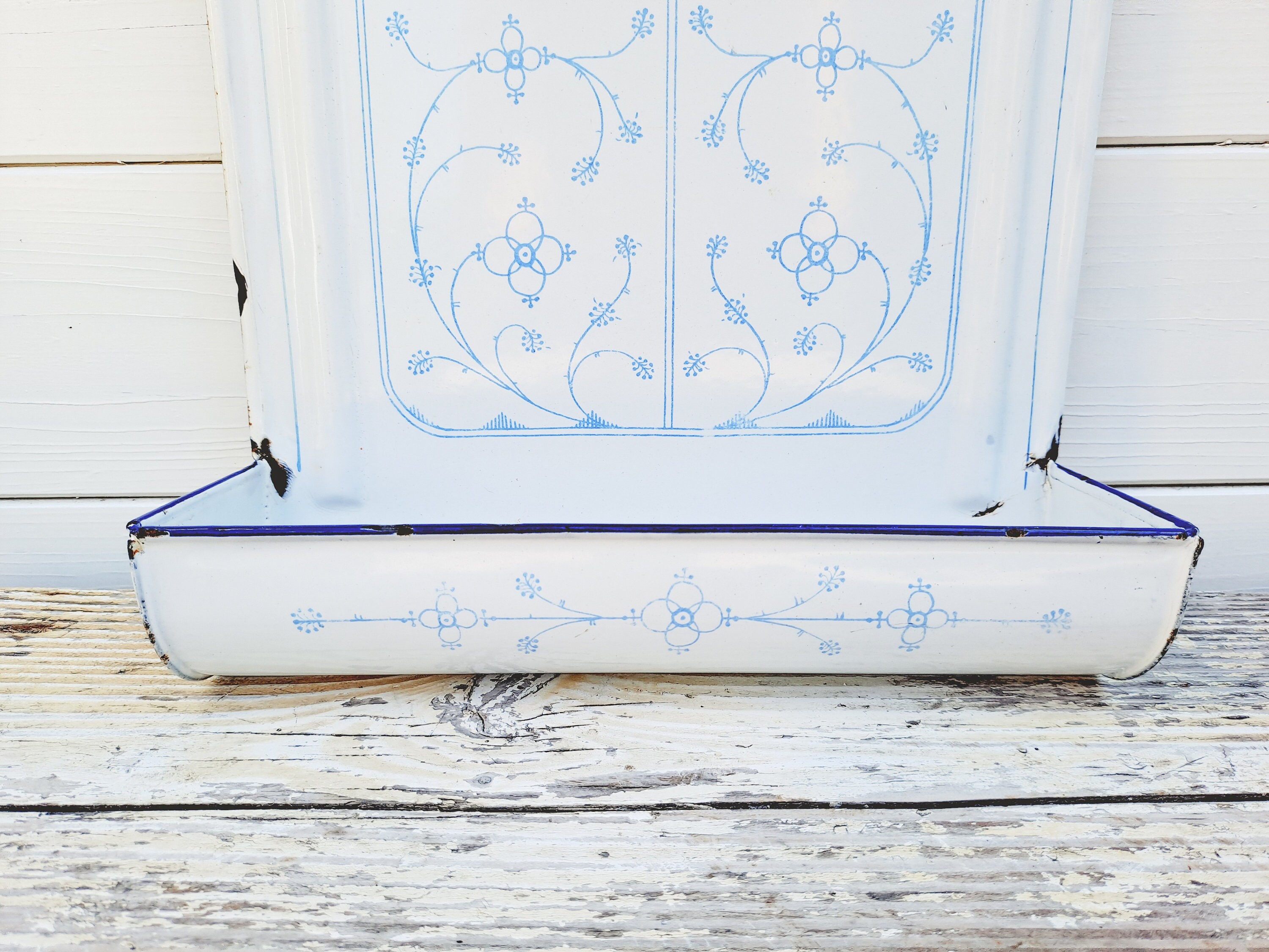 Vintage French enamel kitchen utensil rack Saks Blue pattern • rack ...