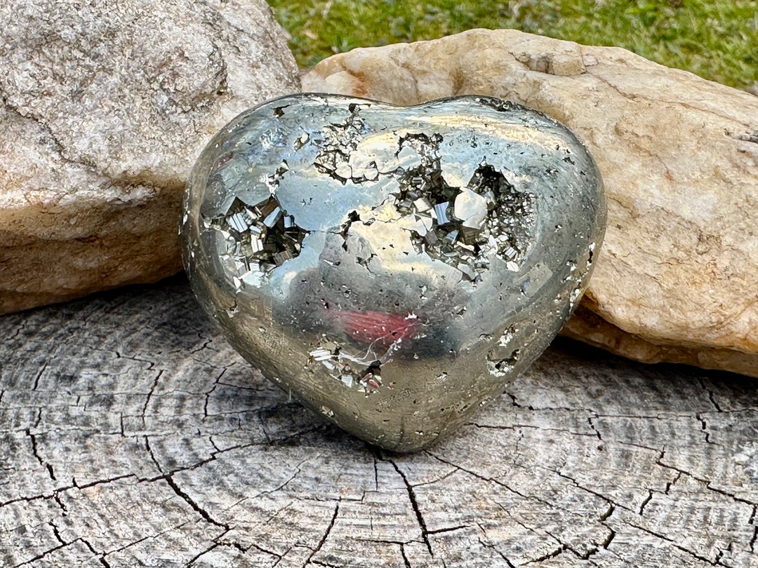 Sparkling Pyrite Heart, Lovely Crystals, Vugs, Fool's Gold, Pyrite ...