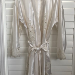 Wedding day robe for the bride made using fabric from your | Etsy