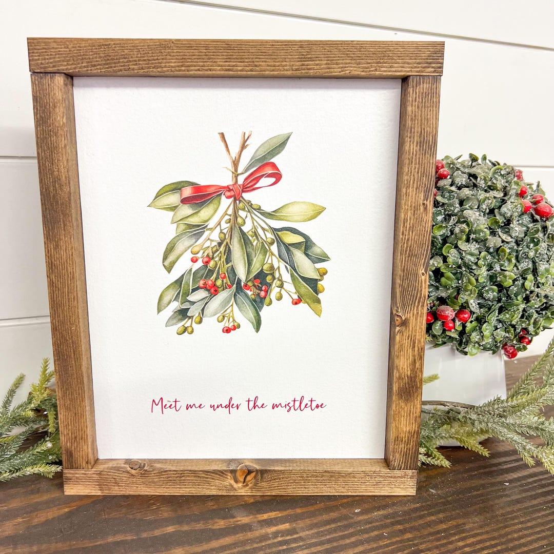 Mistletoe Wood Sign: Rustic Holiday Decor - Etsy
