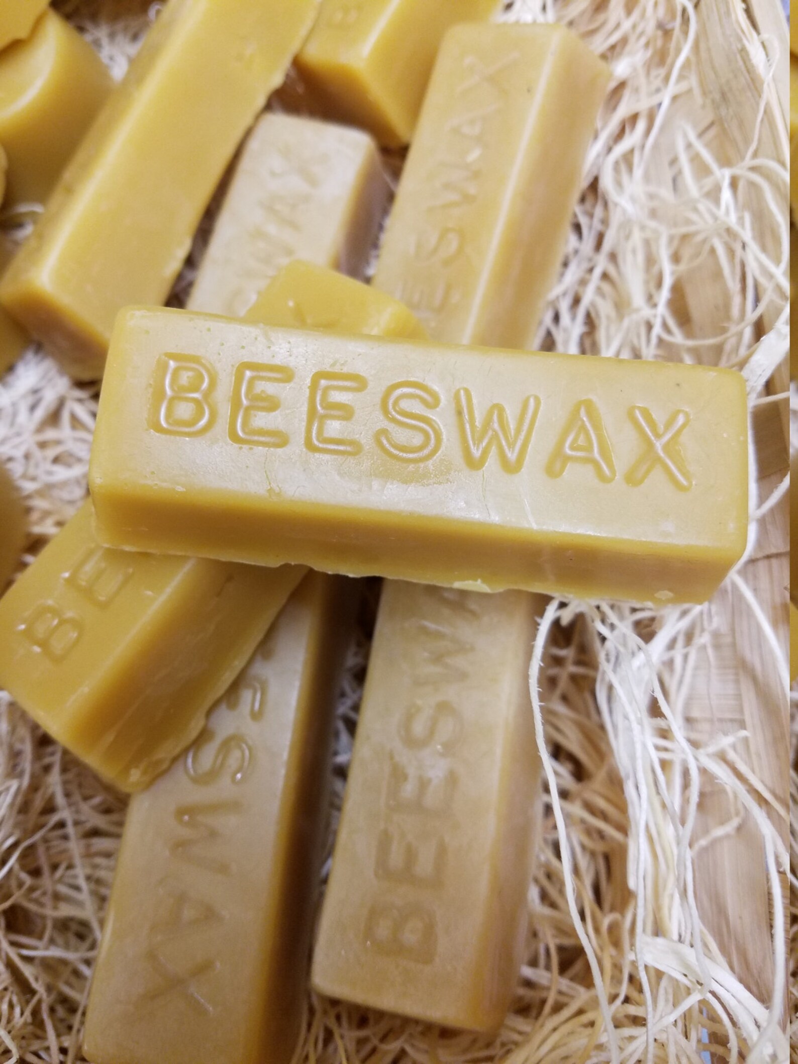 Pure Beeswax 1 Ounce Blocks Beeswax Melts 100% Beeswax - Etsy