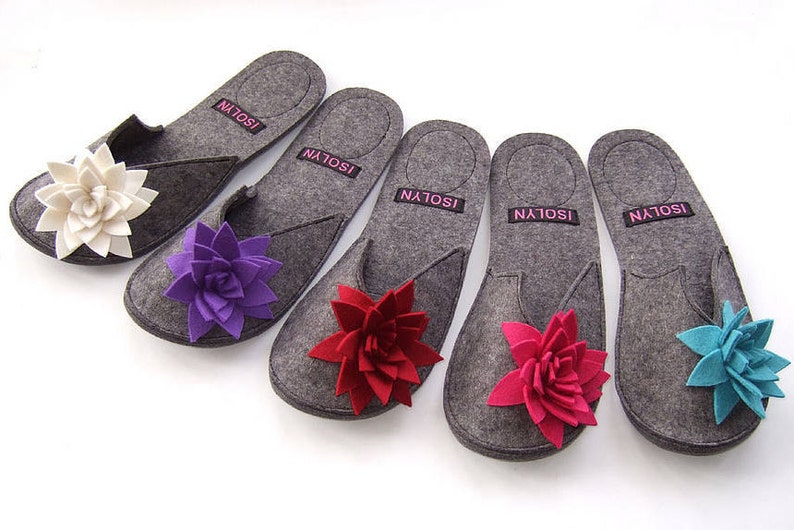Isolyn Suzie Slipper With Lily Flower Very Comfortable With Large ...