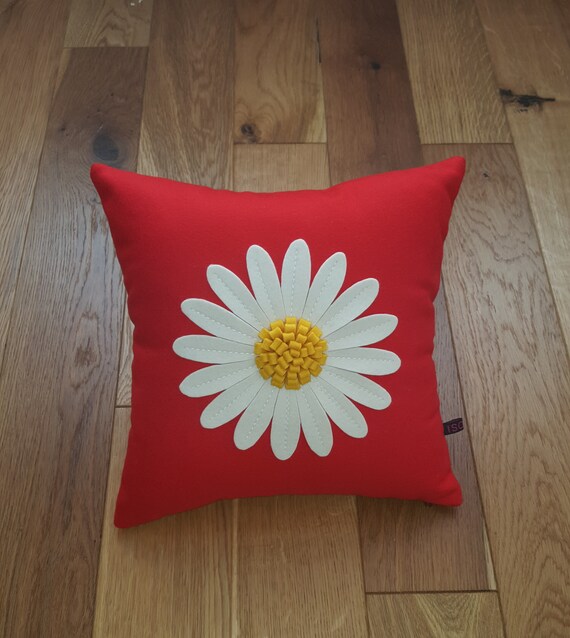 Daisy Cushion Cover Red by Isolyn Size 35x35cm or 40x40cm | Etsy