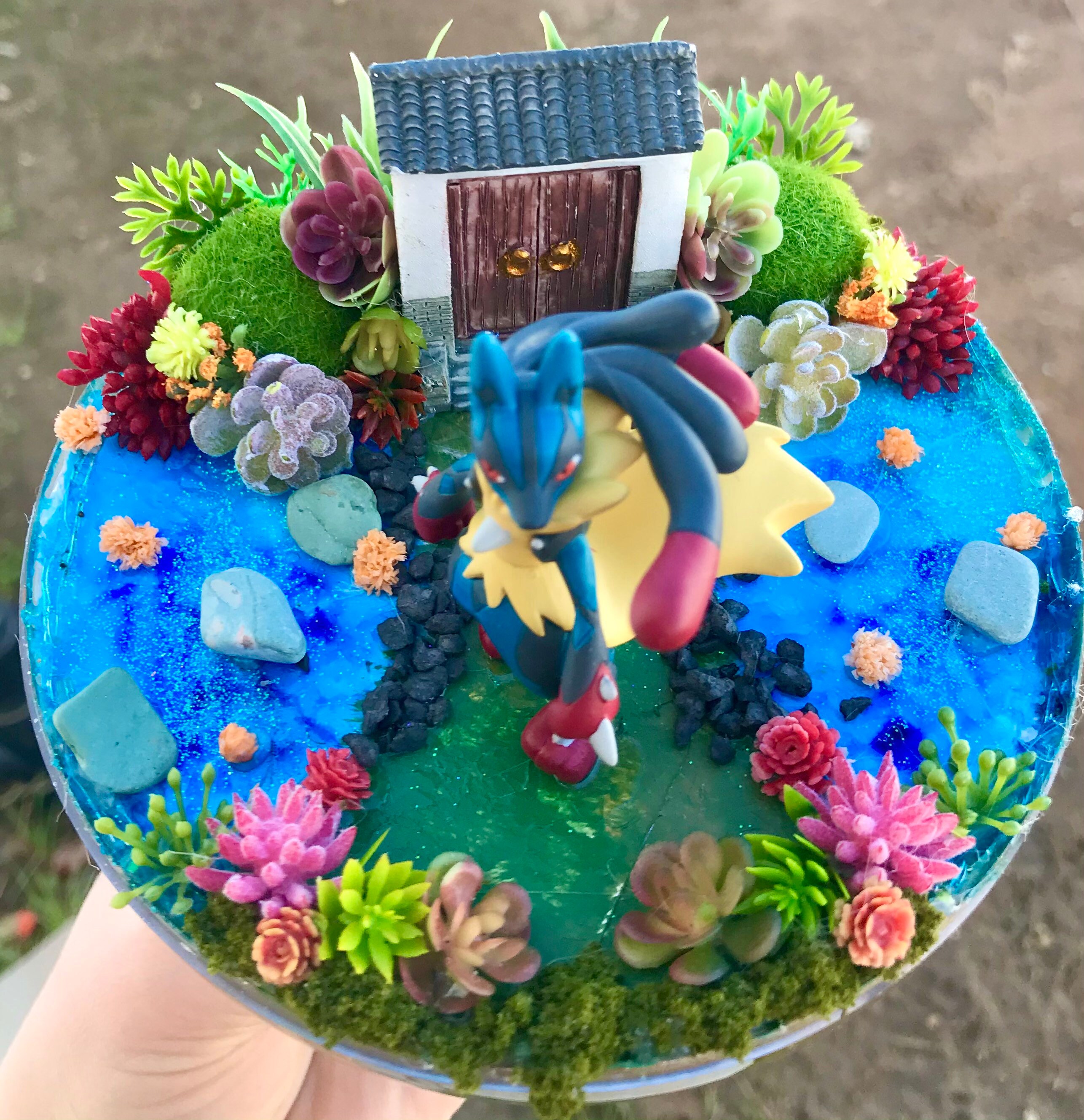 Mega lucario Pokémon pokeball terrario con luces | Etsy
