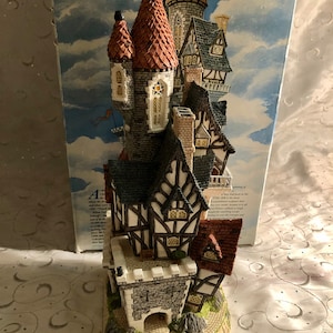 David Winter Castle in the Air Main Collection Limited Edition ...