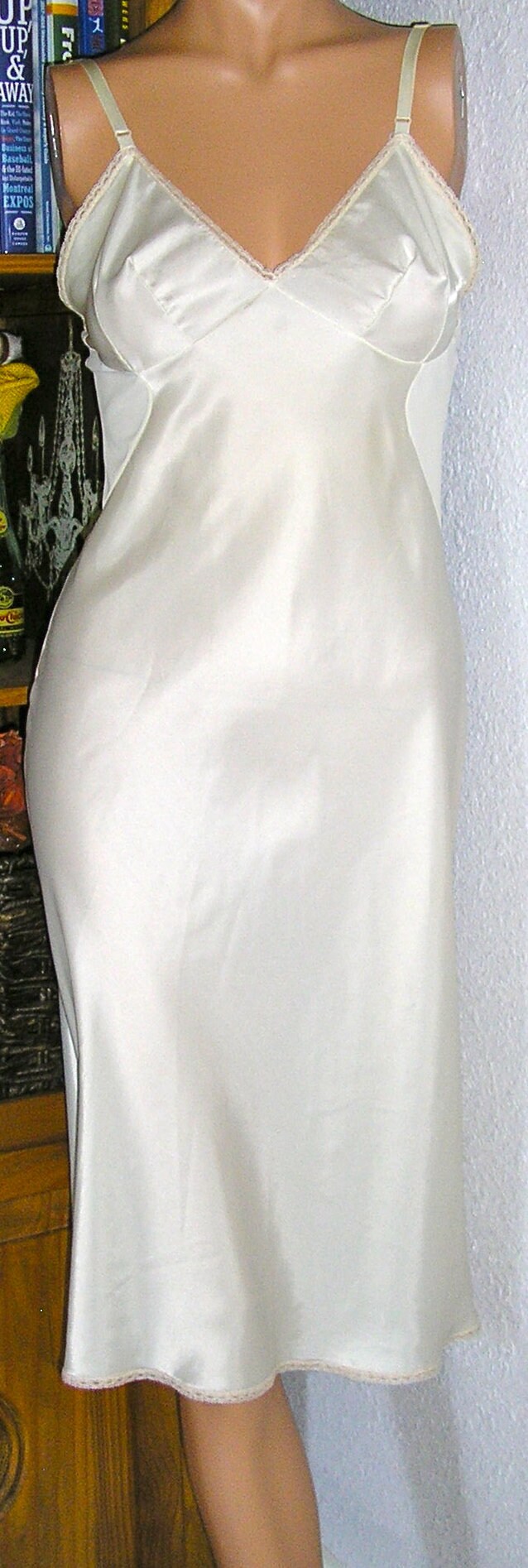 Vintage 60s Cream Nylon Full Slip Size 34 Size 12 JC - Etsy